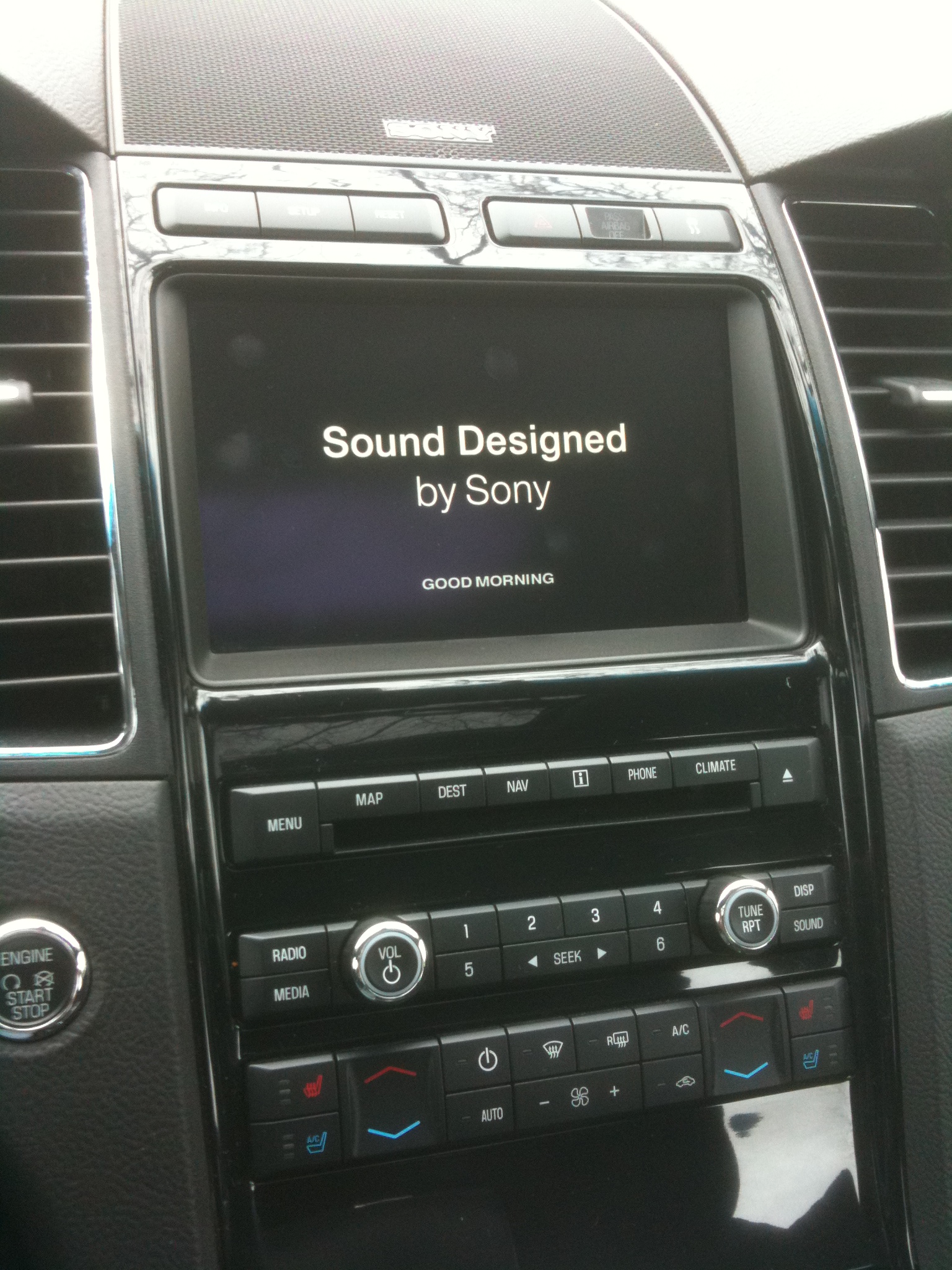 Day 1 with Ford Taurus SHO: Ford SYNC System : Geekazine.com