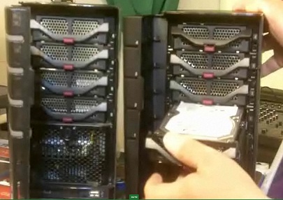 HP Data Vault x510's Little Brother x310 Home Servers Side by Side ...